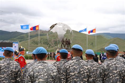 Олон улсын энхийг сахиулагчдын өдөр тохиож байна Humanz