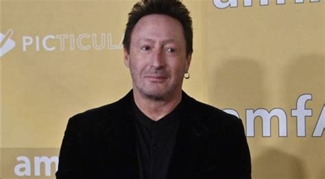 Julian Lennon Shares Airport Selfie With Paul Mccartney Gephardt Daily
