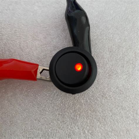 Jual Saklar Lampu Mobil Switch Lampu Mobil On Off 12 Volt Rocket Switch Shopee Indonesia