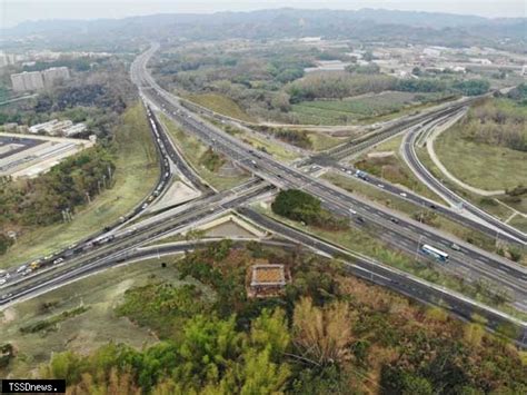 國道10號燕巢交流道增設匝道完工通車
