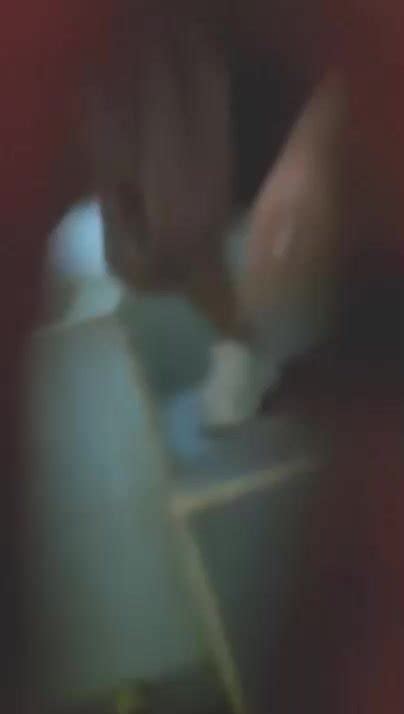 Ngintip Jilbab Pipis Di Spbu 5