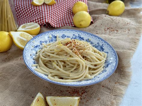 Spaghetti Al Limone Τα καλοκαιρινά μακαρόνια με λεμόνι