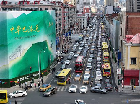 မေလ ၂ ရက်နေ့တွင် တရုတ်ပြည် တစ်ပြည်လုံး ဒေသဖြတ်ကျော် ခရီးသွားဦးရေမှာ လူသန်းပေါင်း ၂၉၀ ကျော်သွားခဲ့