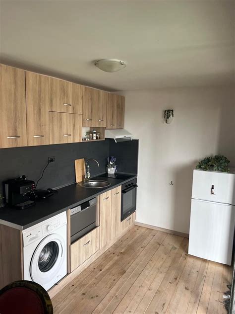 Луксозна къща под наем на морето Еко Къмпинг Градина 3