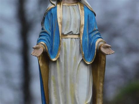 Maria Polystone Statue 44 Cm In Farbe Und Detail