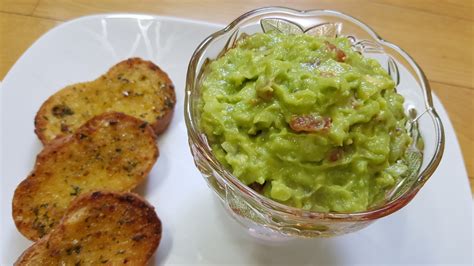 아보카도 과카몰리