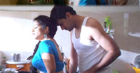 Supriya Aysola Leaked Romance Scenes From Babu Baaga Busy Movie Indian Filmy Actress