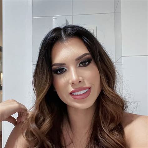 Sam Sanchez Fashion And Beauty Samsanchezblog On Threads