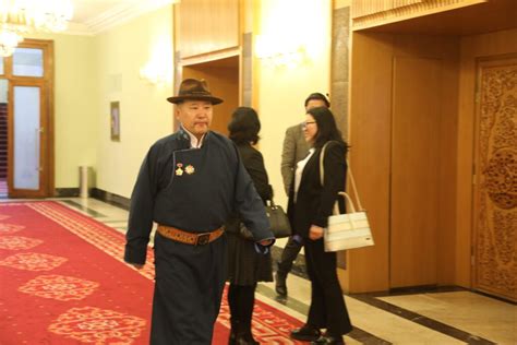 “Хүнс хөдөө аж ахуйн салбарын баялаг бүтээгчдийн зөвлөгөөн” төрийн ордонд болж байна