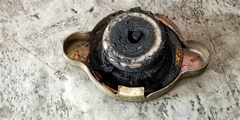 5 Signs Of Bad Coolant Reservoir Cap Causes And Fixes