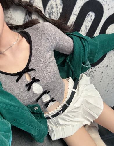 하프닌 한정수량특가💝발레코어🎀 보나 파스텔 리본 트임 라운드넥 배색 러블리 유니크 얇은가디건 가을 가을니트 가을가디건 간절기 간절기아우터 간절기니트 간절기가디건 긴팔