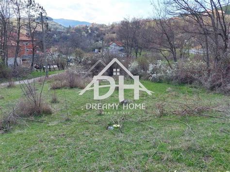 Зелениково Продава се парцел Продажба 650 кв м В регулация УПИ С ток Водопровод Парцели за