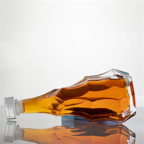 500ml Fancy Glass Bottles Lgg 02 Long Glory Glass