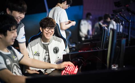 Theshy Fnc