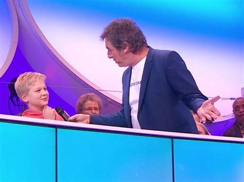 Les 12 Coups De Midi Jean Luc Reichmann Interrompu Par Un Cri D