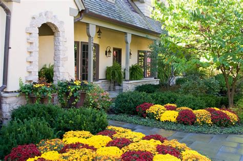25 Flower Garden Designs That Will Make Your Neighbors Jealous
