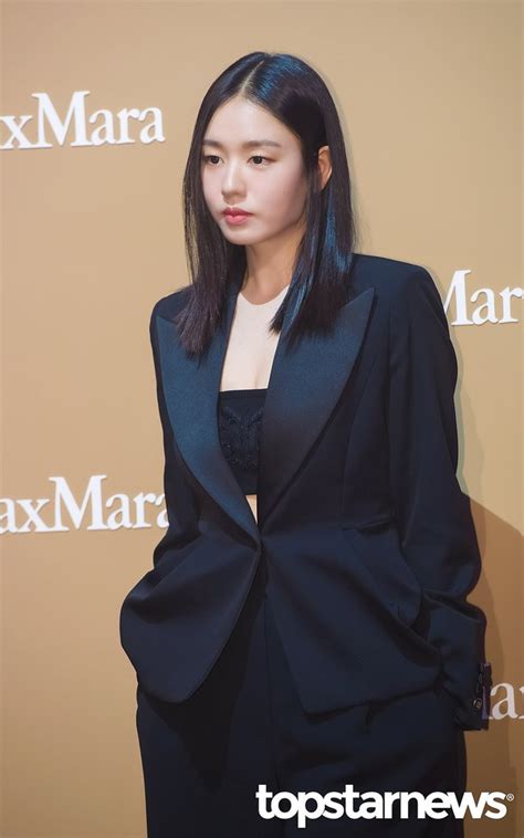 안은진 포토타임은 도도하게 막스마라 포토월 [hd포토] 네이트 연예