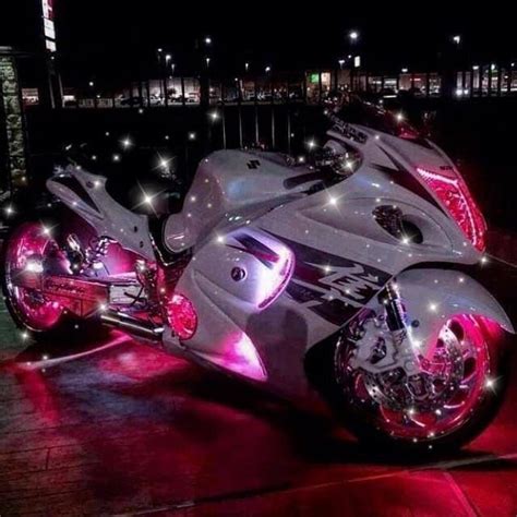 Pin By Amgve On Ы Pink Motorcycle Motorcycle Aesthetic Motorcycle Girl