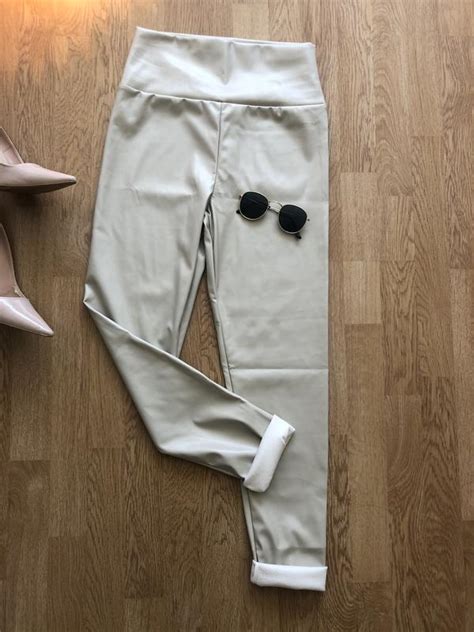 Утеплені бежеві лосини легінси теплі — ціна 465 грн у каталозі Лосіни та Легінси Купити жіночі