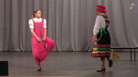Танцуют взрослые Мама и дочь Youtube