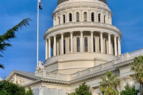 Can Employers Force Arbitration In Sexual Harassment Cases The Courts Say No Tong Law