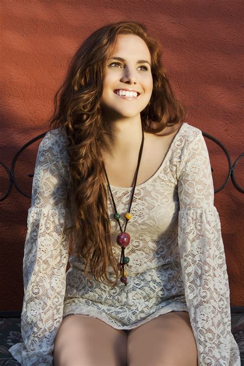 Wooli Necklace Photography By Alan Roman