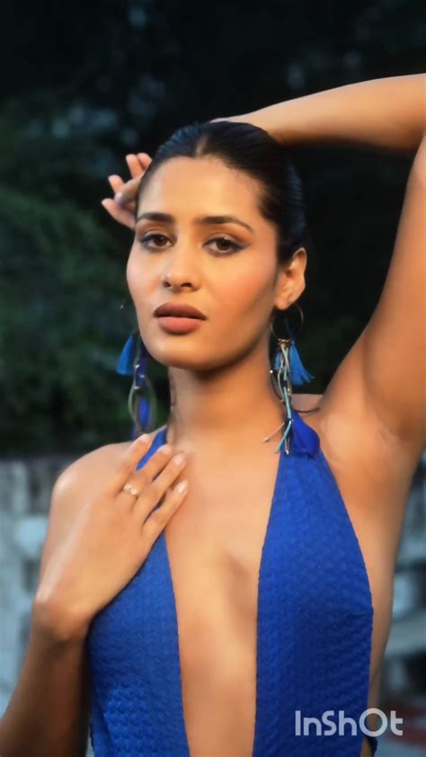 IG Sexy Influencer Model Taa Ssh Aka Tanu Shree