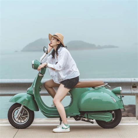 鹿邦 罗马假日电动车vespa复古电瓶车网红大黄蜂电动摩托车电摩踏板车 60v20ah铅酸电池50公里续航百余城市 72v及以上【图片