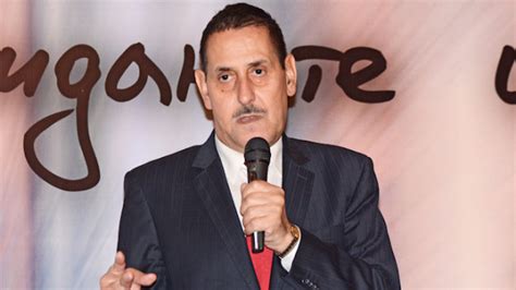 Бежанец иска да се откаже от статута си Новини бг