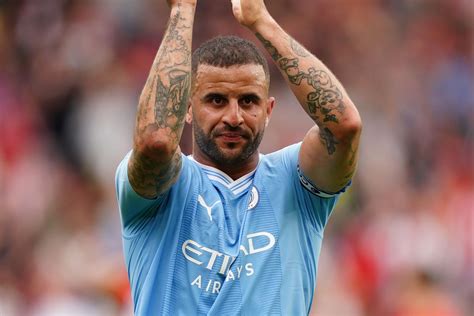 Kyle Walker Kyle Walker Signs New Manchester City Contract Until 2026