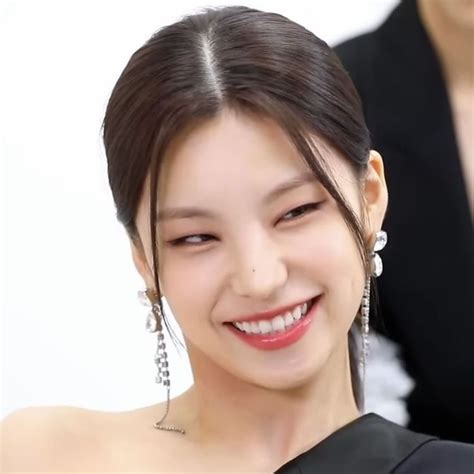 Yeji Itzy Itzy Romance Movies Crazy Love