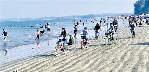 ငွေဆောင်ကမ်းခြေသို့ နိုဝင်ဘာလအတွင်း ပြည်တွင်းပြည်ပ ခရီးသွားဧည့်သည် ၁၉၀၀၀ ကျော်ဝင်ရောက် Myawady