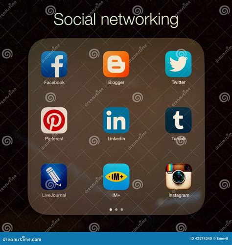 Social Networking Applications On Apple Ipad Display Editorial Image Image Of Livejournal