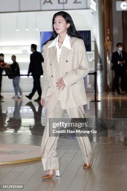 Lee Ho Jung Actress Photos And Premium High Res Pictures Getty Images