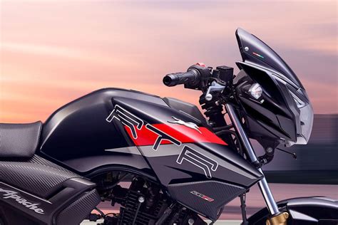 Tvs Apache Rtr 180 Disc On Road Price Rto Insurance Features Colours Mileage And Faqs