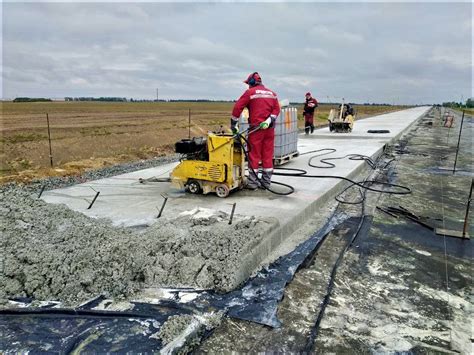 Нарезка деформационных швов