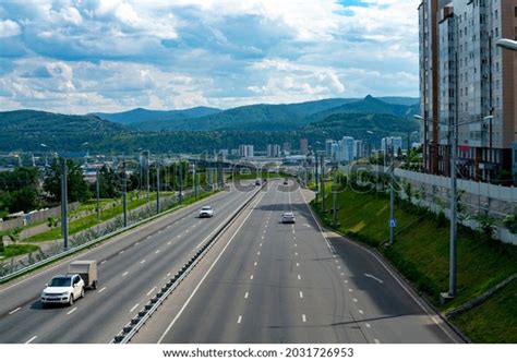 26 023 Highway Divider Images Stock Photos Vectors Shutterstock