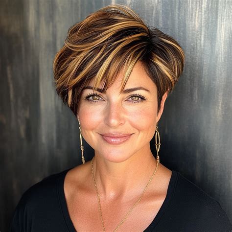 Capecod8999 A Pretty 45 Year Old Woman With Shimmery Golden H 15c4f8ae