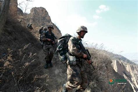 陸軍偵察兵魔鬼訓練 上演真人版絕地求生 每日頭條