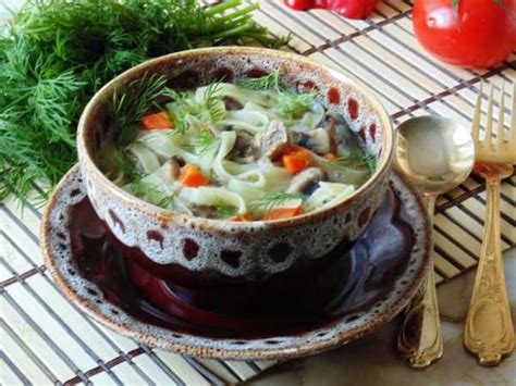 Лапша в соусе из куриных желудков, рецепт с фото.
