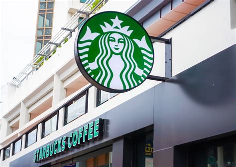 Starbucks Is Opening Several New Stores And Damn Are They Fancy Smancy