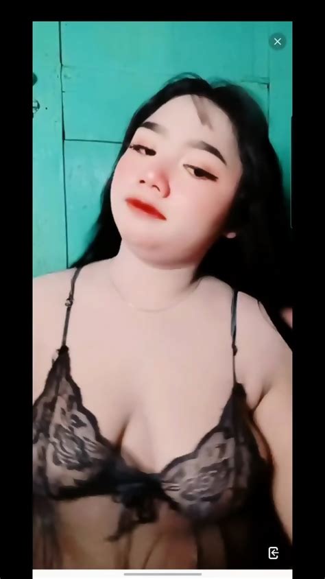 Makan Dulu Terus Ngobel Memek