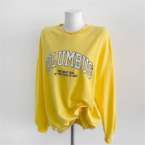 슈체 살안타템💛오버핏맨투맨 봄 여름 가을 레터링 얇은 긴팔 맨투맨 남여공용 커플티