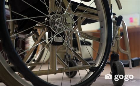 Хөгжлийн бэрхшээлтэй хүүхдэд зориулсан танхимыг ЕБС бүрд нээнэ гэв