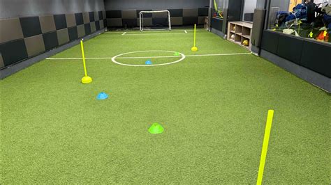 인사이드로 꺾기 초등학교 저학년 드리블 방향전환 수업 하이라이트 선수반x Youtube