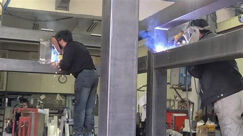 철구조물 H빔 철재프레임 제작 과정 대형 H빔용접 각파이프 사각파이프용접 선반 제작 용접 기계장비 기구물 지지대 고정다이 받침대 제작 가공 스텐구조물 및 철구조물 제작