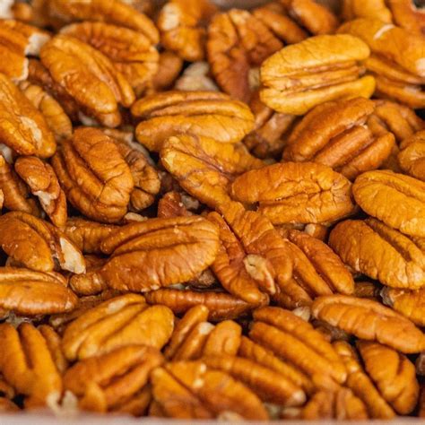 5 Lb Shelled Fancy Pecans Box The Pecan Pantry