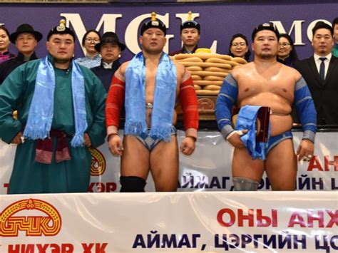 “Атар” хэвийн боовны баярт зориулсан барилдаанд Аймгийн хурц арслан Н Өсөхбаяр хоёр дахь удаагаа