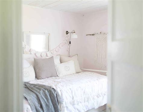 Farmhouse Girls Room Makeover Farmhouse On Boone