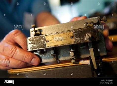 Antique Simplex Auto Semi Automatic Right Angle Morse Code Transmitting